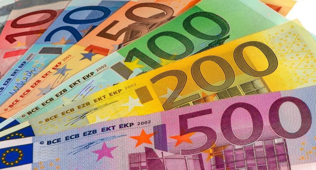 Optimizing Currency Exchange for Your Property Investment: Beyond ...